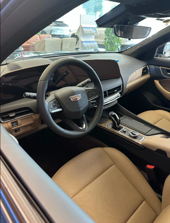 豪車“挺不住”了！近30萬降到18.59萬，標配2.0T+10AT | 汽車 | 鉅亨號 | Anue鉅亨